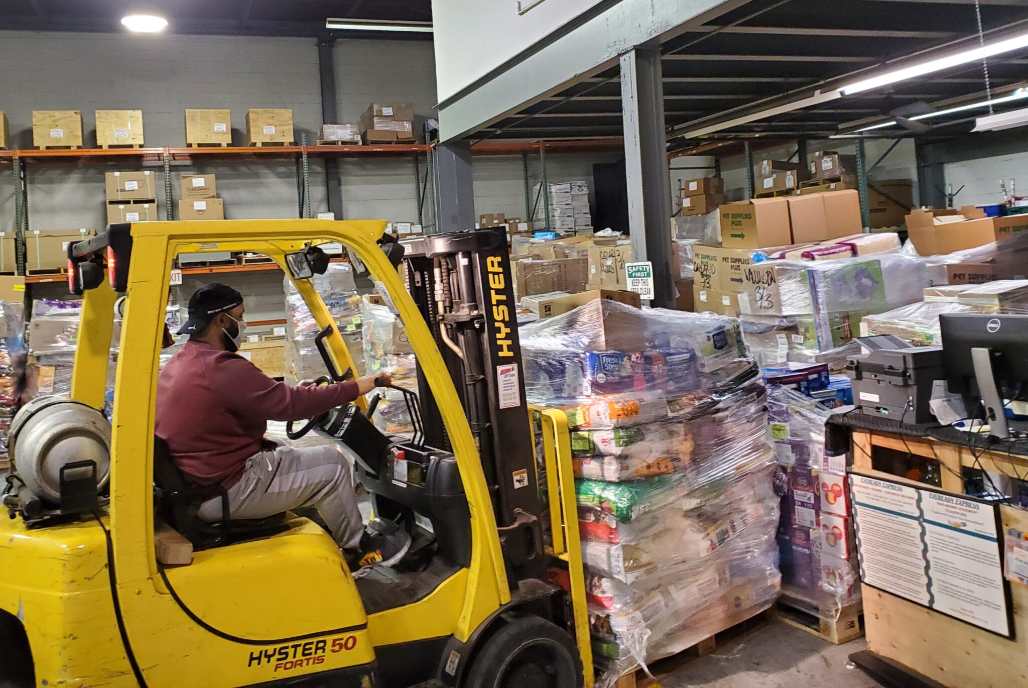 A Guide to Selecting the Right Packing & Shipping Services in NYC